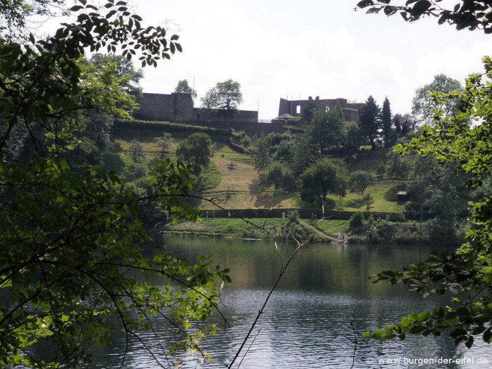 Ulmener Burgen | Burgen der Eifel